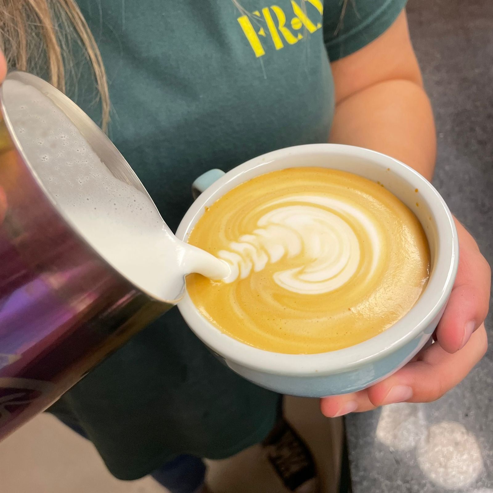Conocé Fran Coffee Makers, el café que inauguró su nueva sucursal en la ...