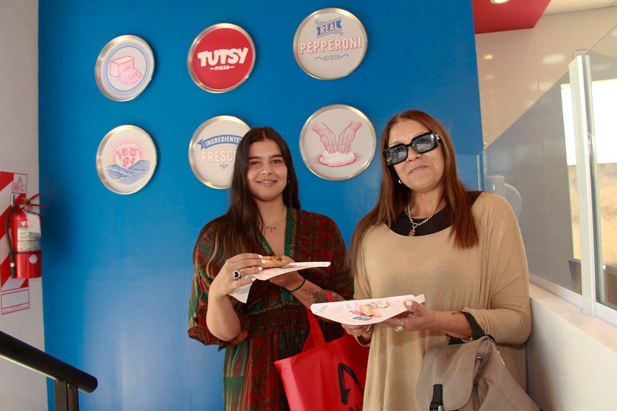 Tutsy Pizza ¡porciones gratis para todos!