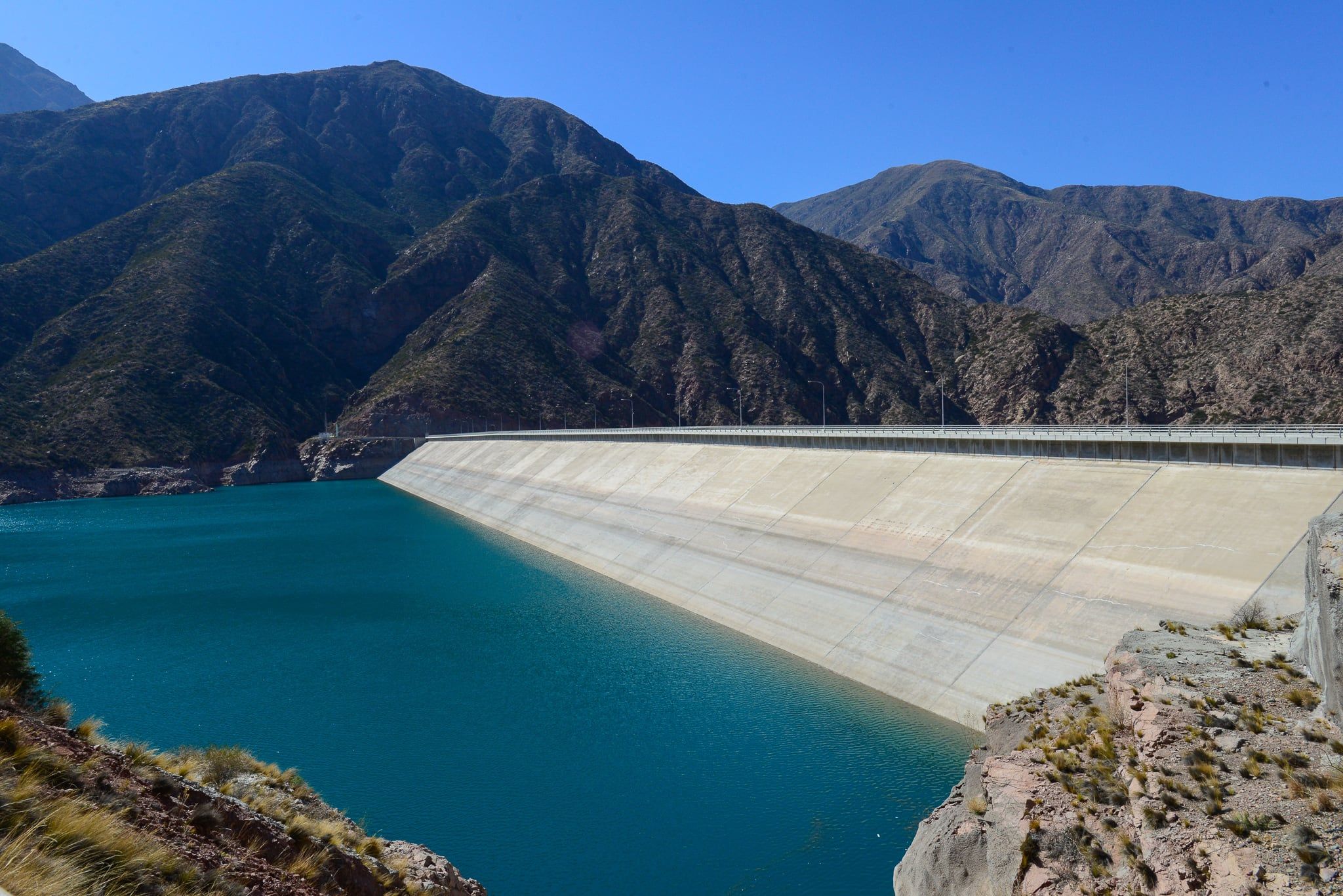 Viaje al corazón de Potrerillos: lo que nadie ve del dique más ...