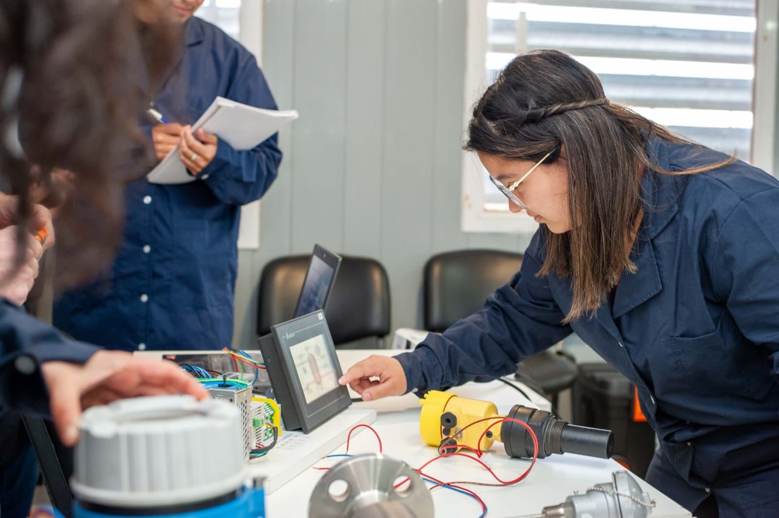 Cursos técnicos de YPF gratuitos: ¿cómo inscribirse?