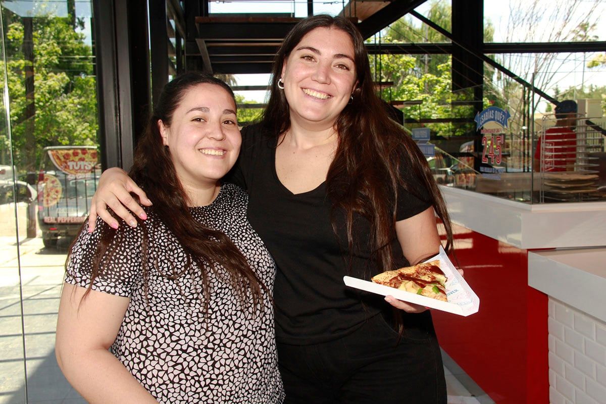 Tutsy Pizza ¡porciones gratis para todos!