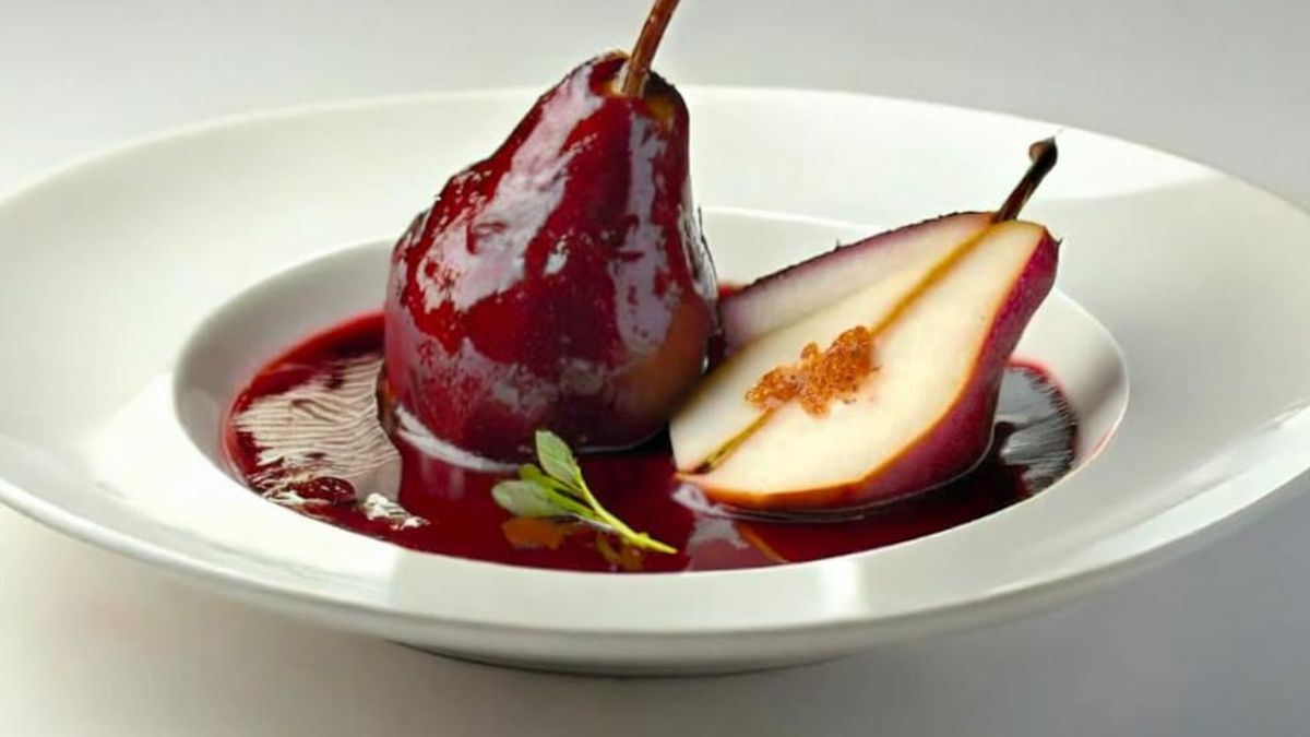 Cómo es la receta de las Peras al Malbec: sabroso y económico