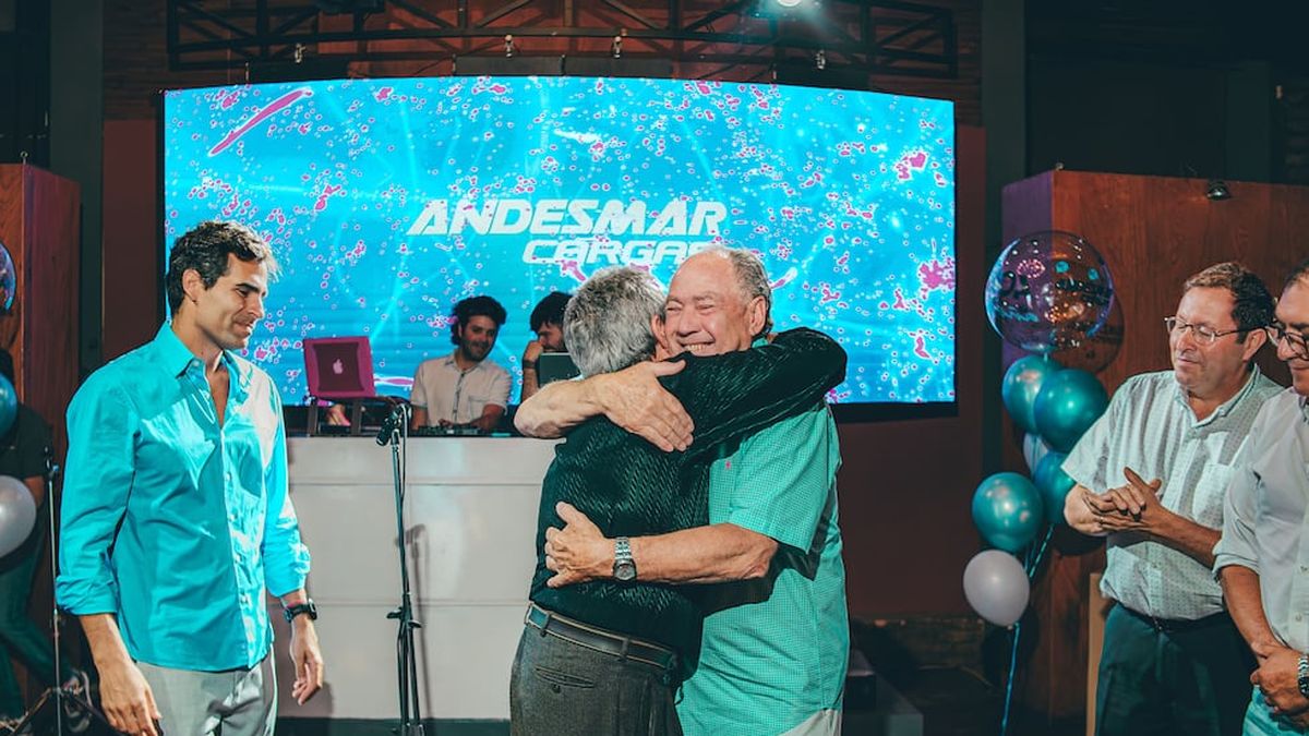 Andesmar Cargas agasajó a sus empleados en una noche mágica