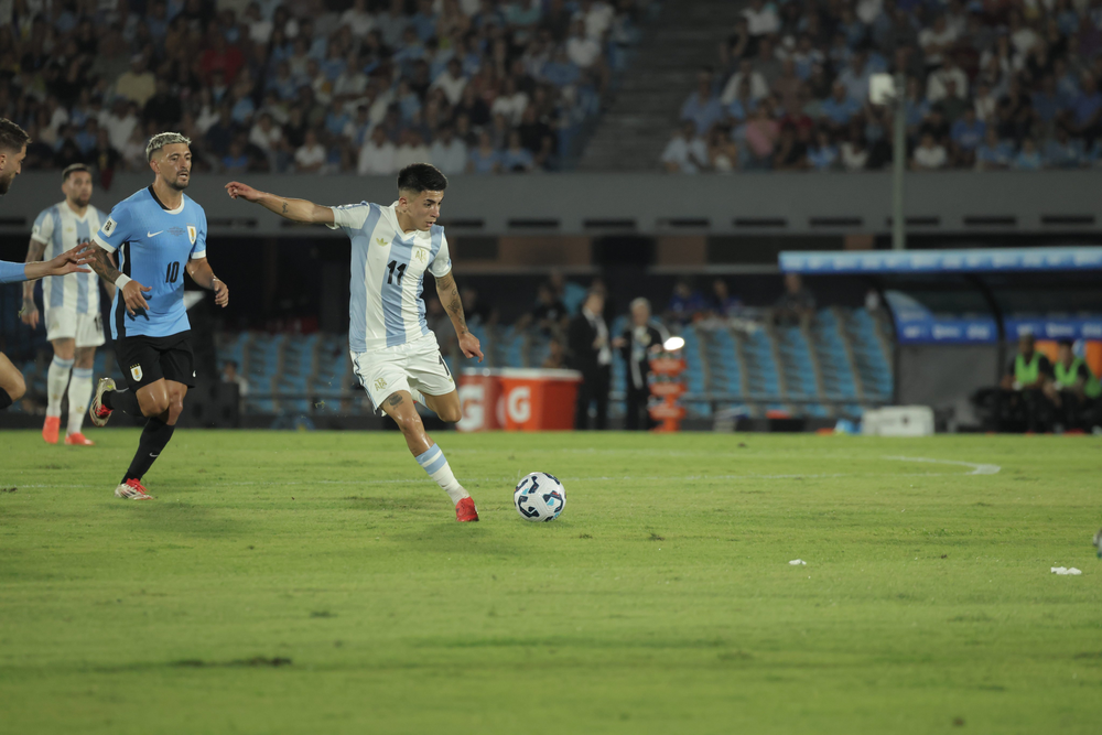 Insuperable noche de la Selección Argentina: victoria en tierras ...