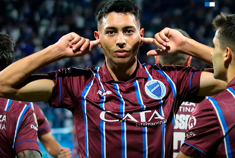 Godoy Cruz se sacó la mufa y le ganó a Vélez de visitante