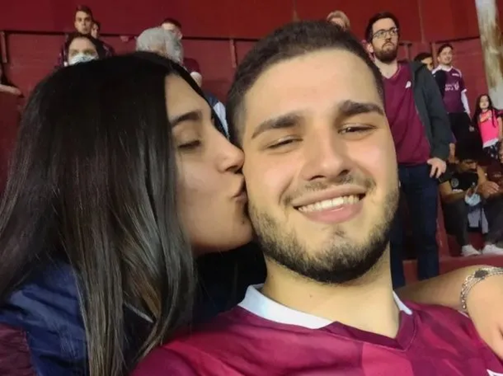 Una hincha de Lanús contó la infidelidad que sufrió y recibió un ...