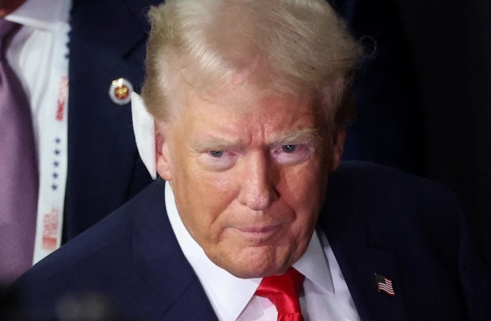 Donald Trump reapareció públicamente tras el atentado con su oreja vendada