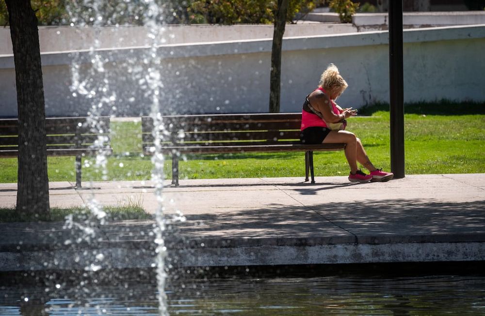 Alerta roja por calor en Mendoza: máxima de 40°, lluvias y granizo