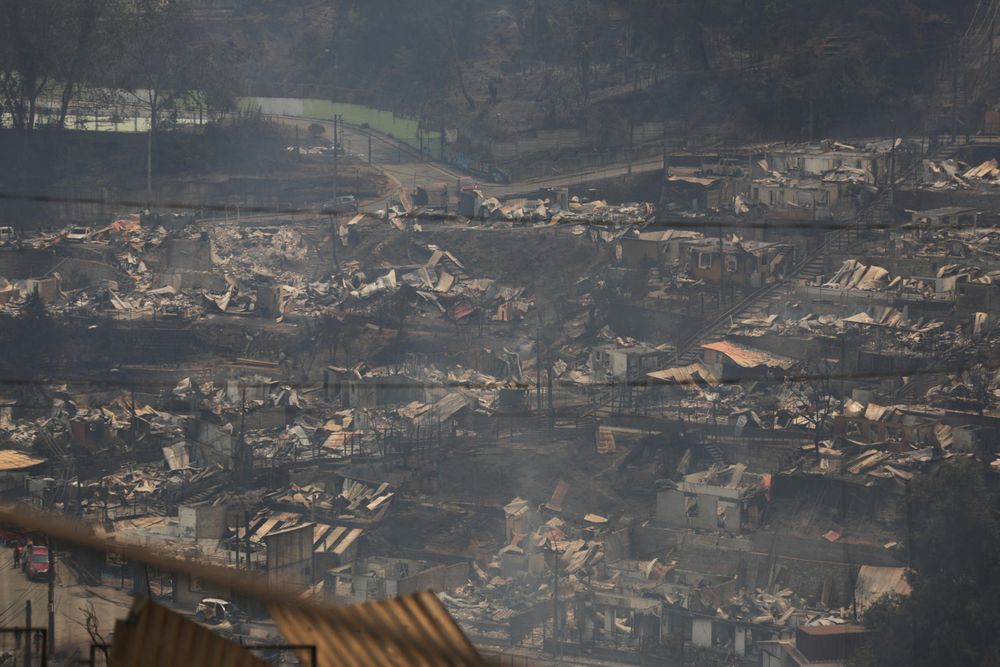 Incendios en Chile: confirman 19 muertos, más de 20 mil hectáreas ...