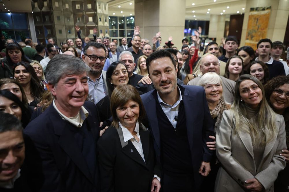 Un diputado kirchnerista no toleró el show de Bullrich y se retiró de ...