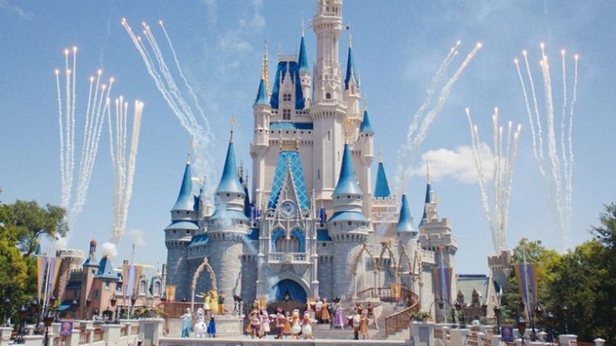 Disney se suma a Facebook y Twitter y anuncia recortes de personal