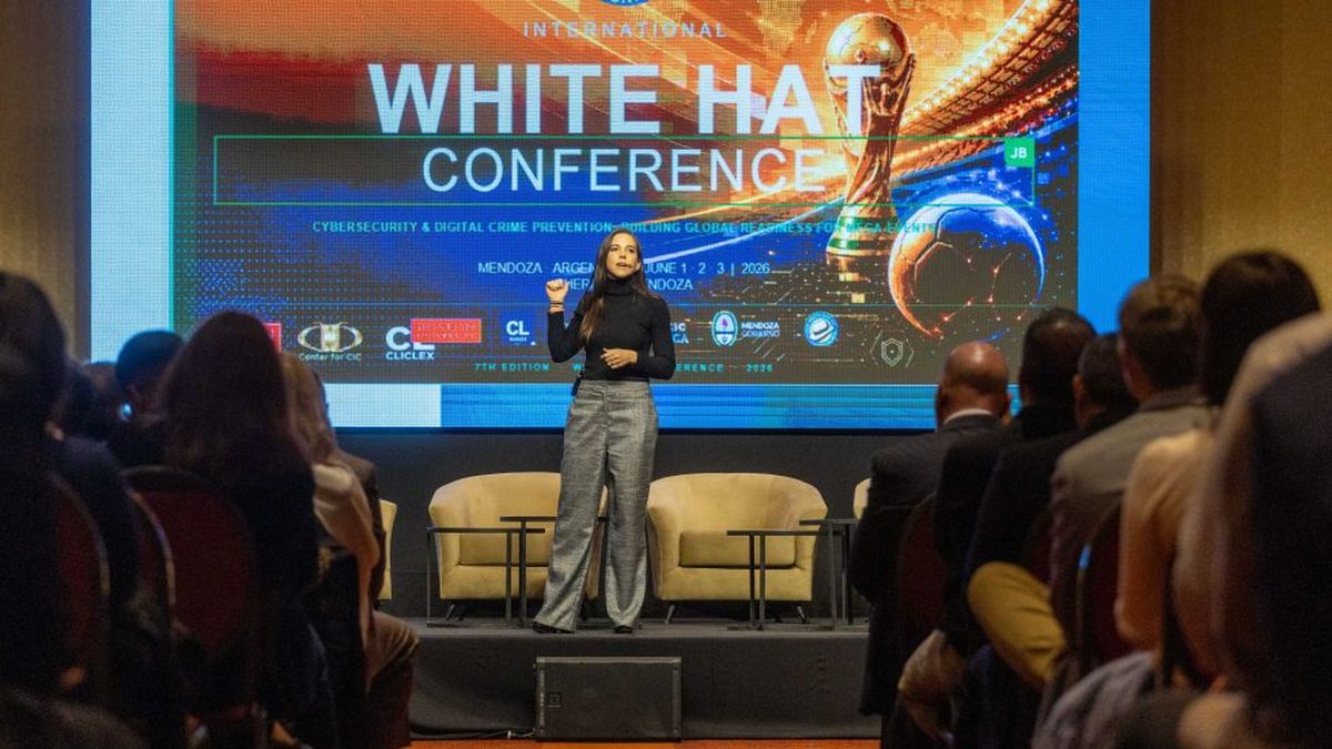 Mercedes Rus abrió la White Hat Conference: El ciberdelito es la ...