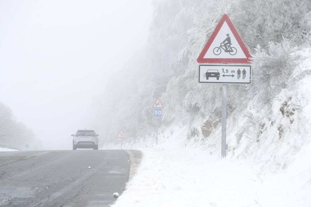 Temporal de nieve azota Europa: seis muertos y caos total en el transporte