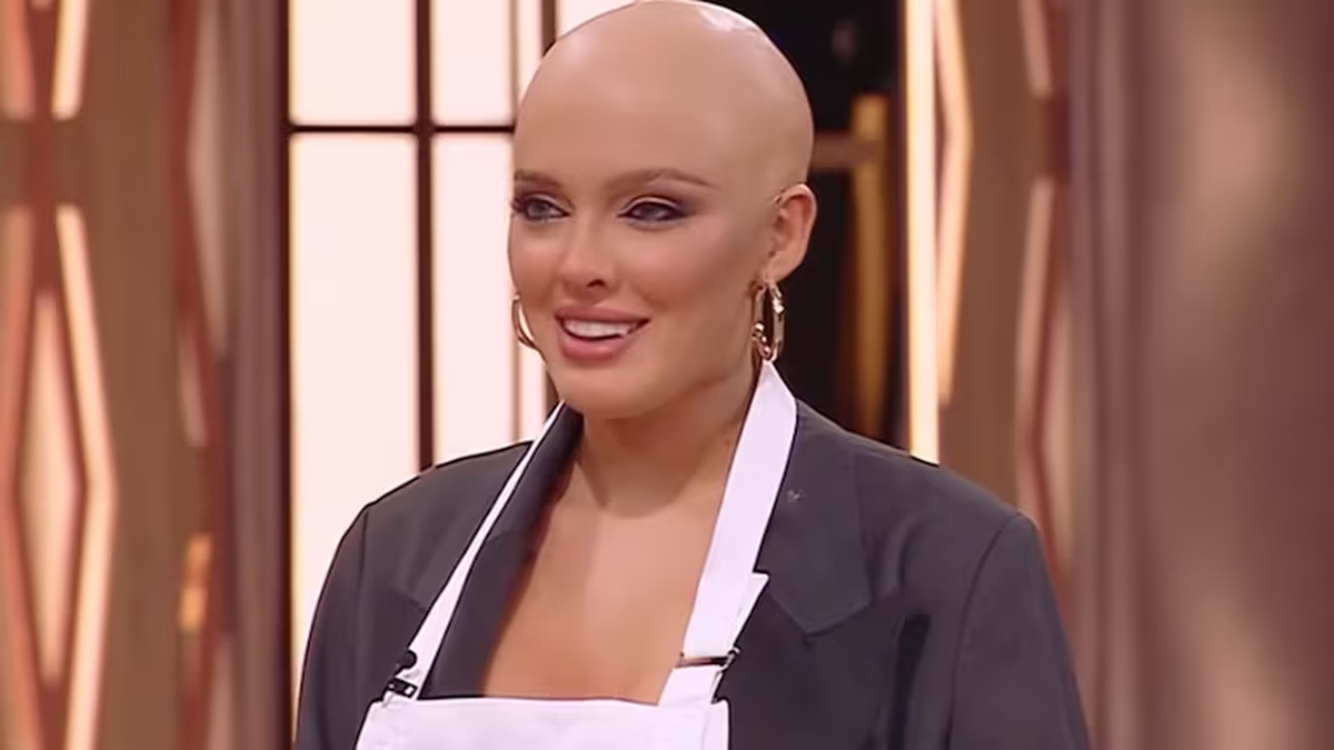 Un sacrificio: Sofía Gonet mostró el sufrimiento por su look viral en ...