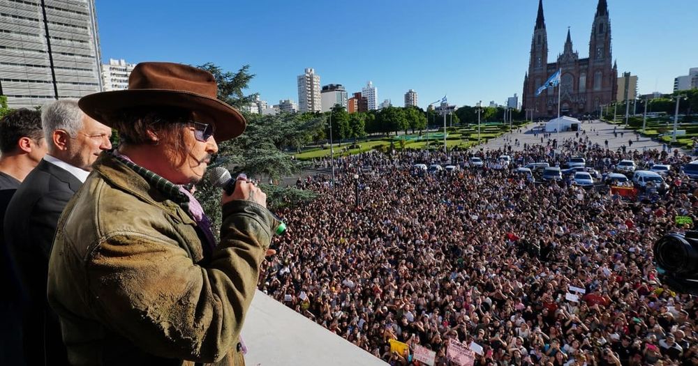 Johnny Depp se hizo un tatuaje en honor a su viaje por la Argentina: la ...
