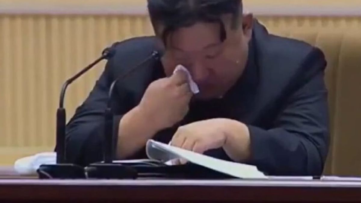 Kim Jong-un llora en acto público por la baja natalidad en Corea del Norte