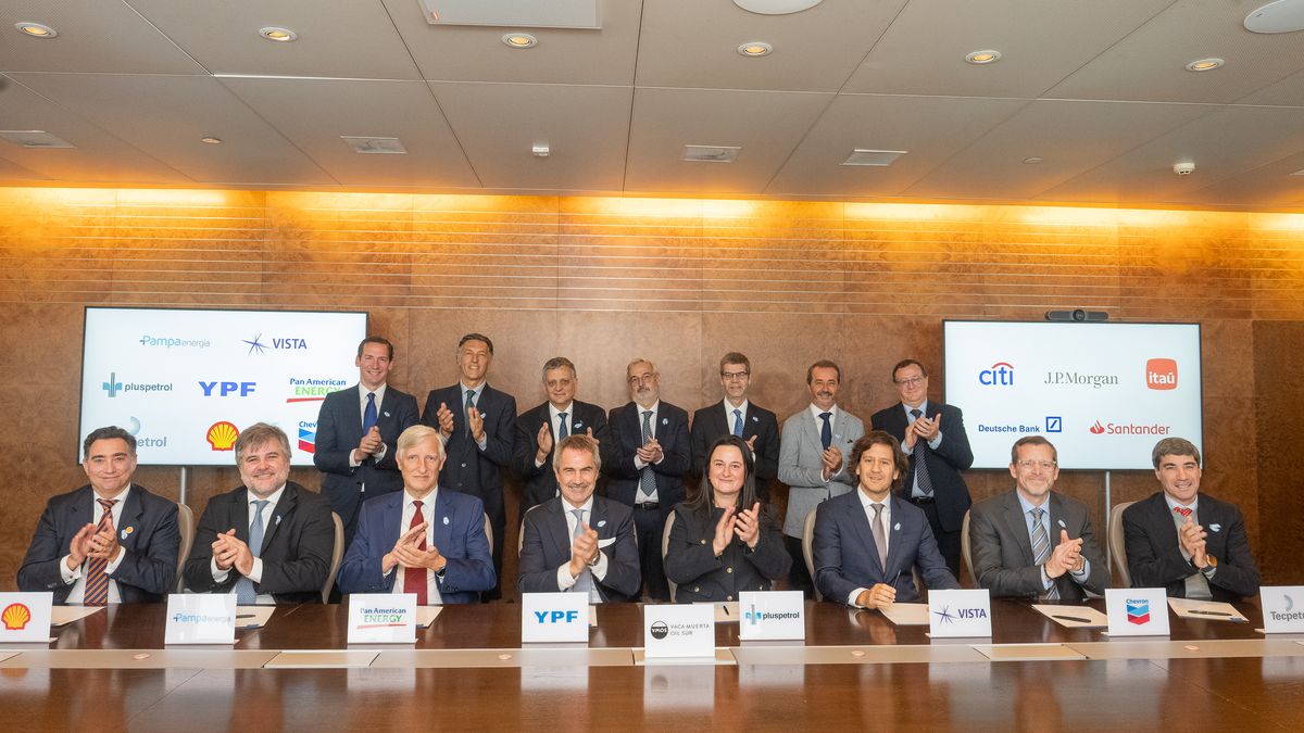 VMOS concreta financiamiento histórico para avanzar con el Oleoducto Vaca Muerta Sur