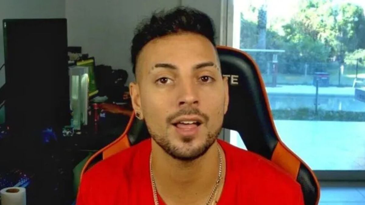 El streamer Coscu tuvo un inesperado cruce con una cantante: qué pasó ...