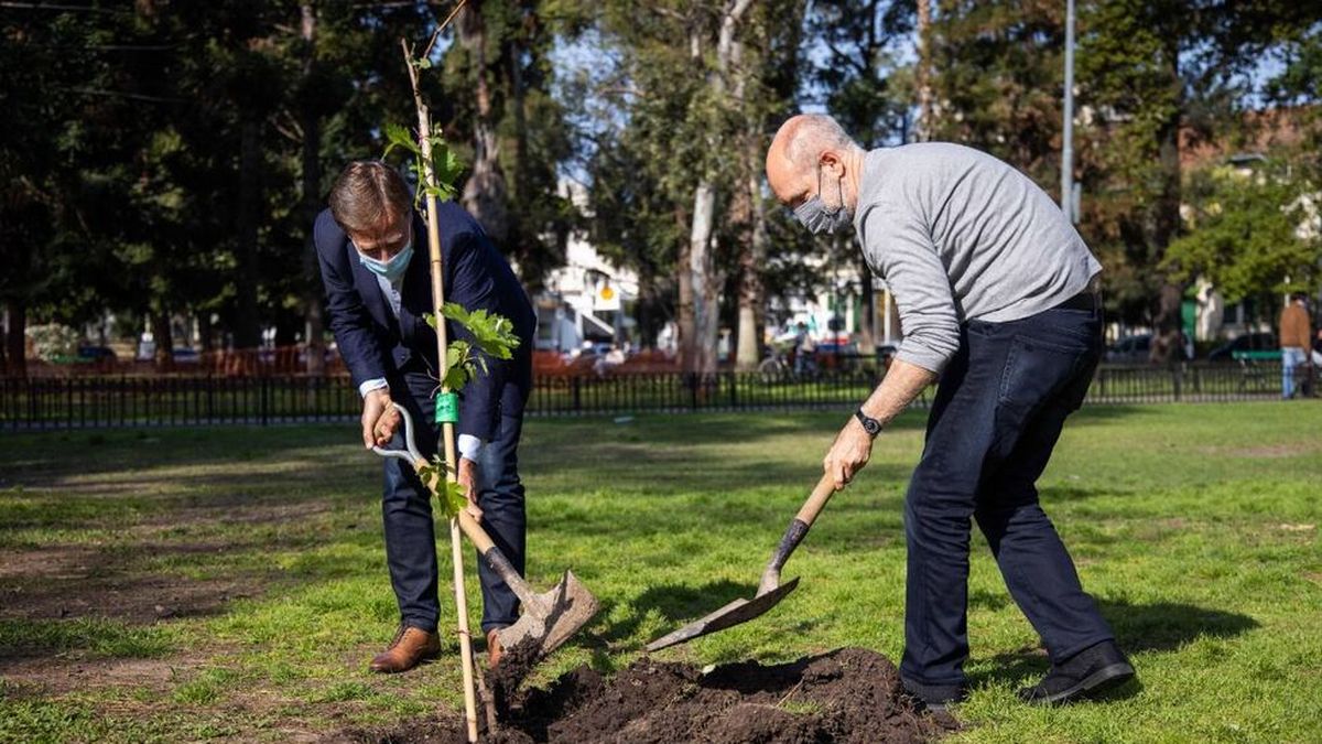 Suárez y Rodríguez Larreta inauguraron el Distrito del Vino en Buenos Aires