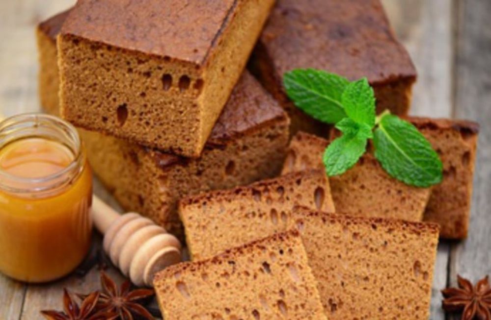 La receta de la torta matera de miel que genera un contraste perfecto