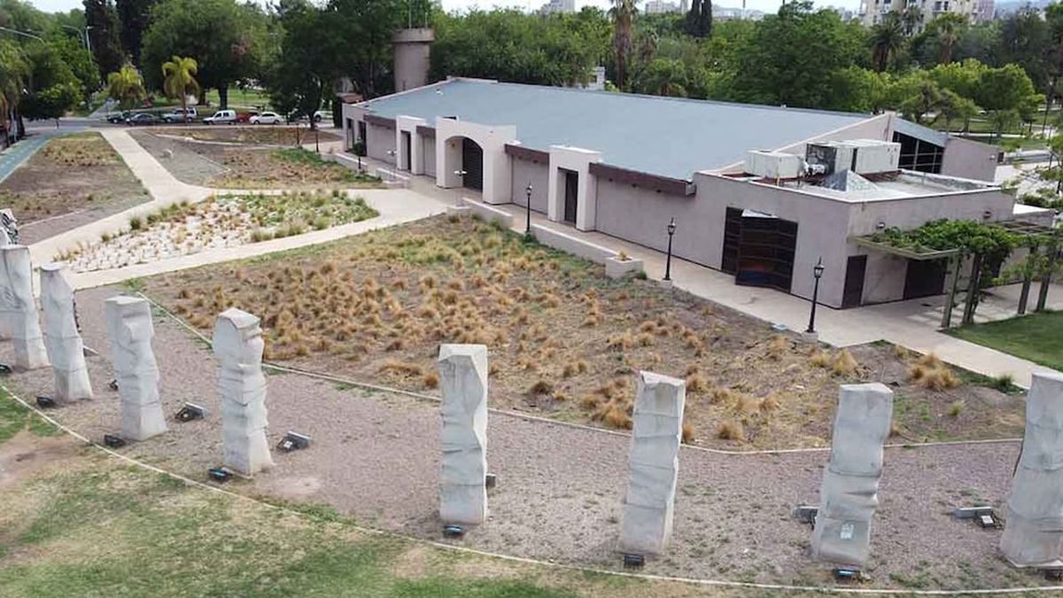 Jerarquizar el Área Fundacional