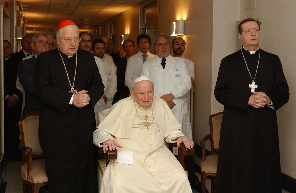 El Papa decidió desplazar a un histórico cardenal argentino de una ...