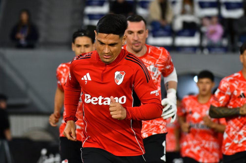 Con un gol de Montiel y de Meza, River Plate recuperó la sonrisa y ...