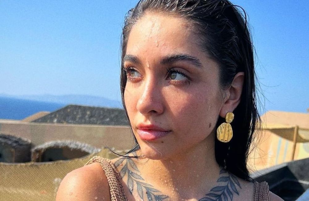 Desde Grecia, María Becerra enamoró con una foto en bikini y desde un ...