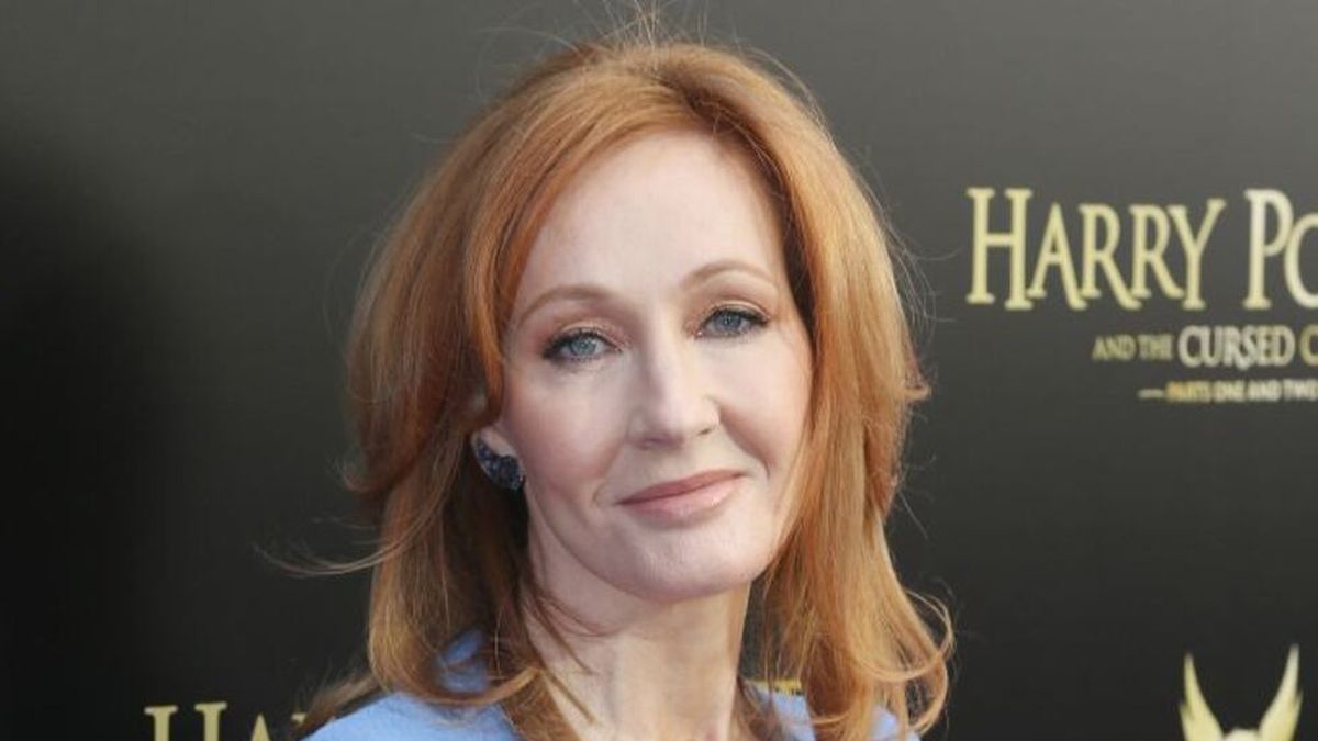 La creadora de Harry Potter publicó un nuevo libro
