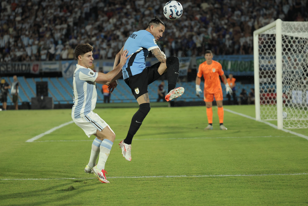 Insuperable noche de la Selección Argentina: victoria en tierras ...