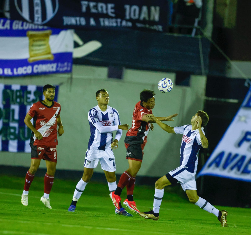 Deportivo Maipú no levanta cabeza e igualó con Tristán Suárez