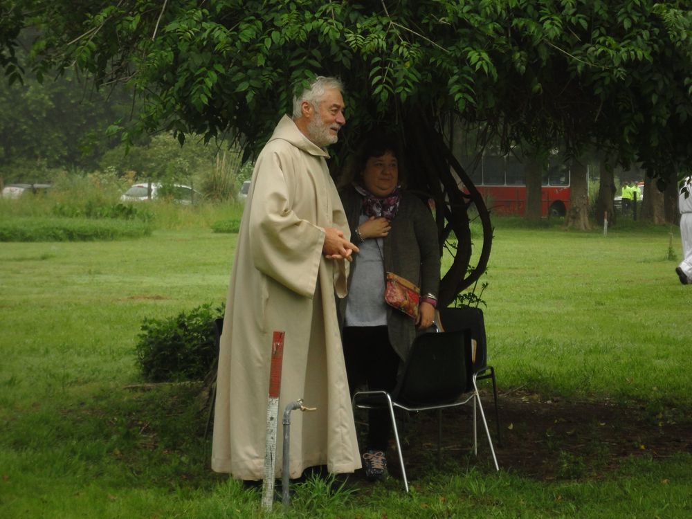Murió Mamerto Menapace, el famoso poeta y sacerdote argentino