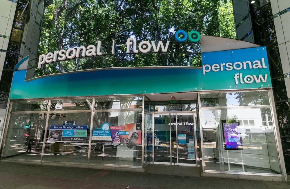 Personal y Flow suman un nuevo espacio en su tienda convergente en ...