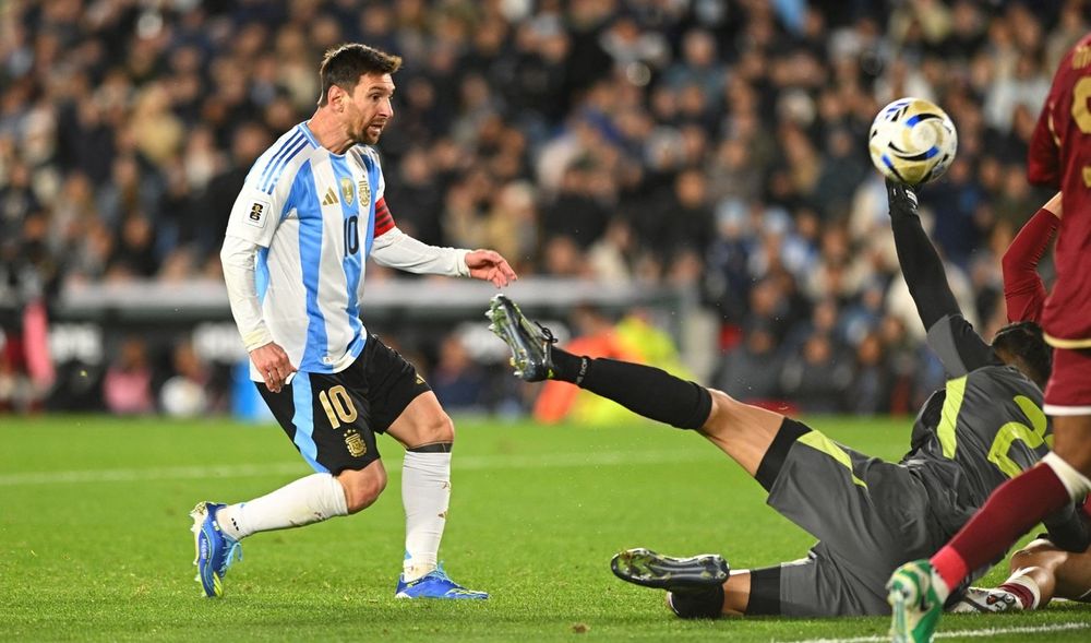 En la noche de Lionel Messi, Argentina goleó a Venezuela