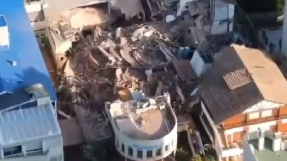 Derrumbe de edificio en Villa Gesell: un muerto y brigadistas siguen buscando víctimas entre los ...