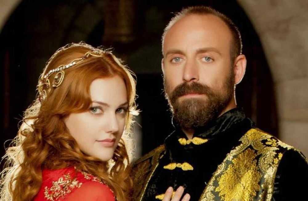 Así lucían en la realidad los verdaderos protagonistas de El Sultán