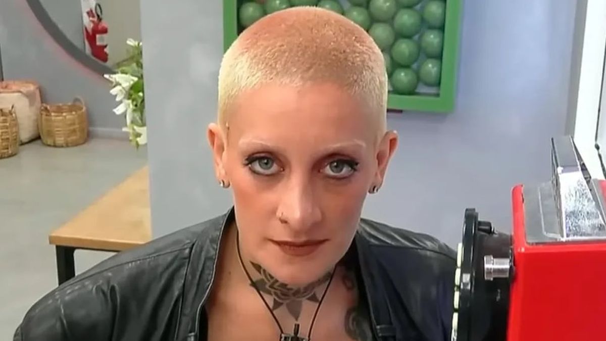 Furia impresionó con un baile en bikini en frente de todos en Gran ...