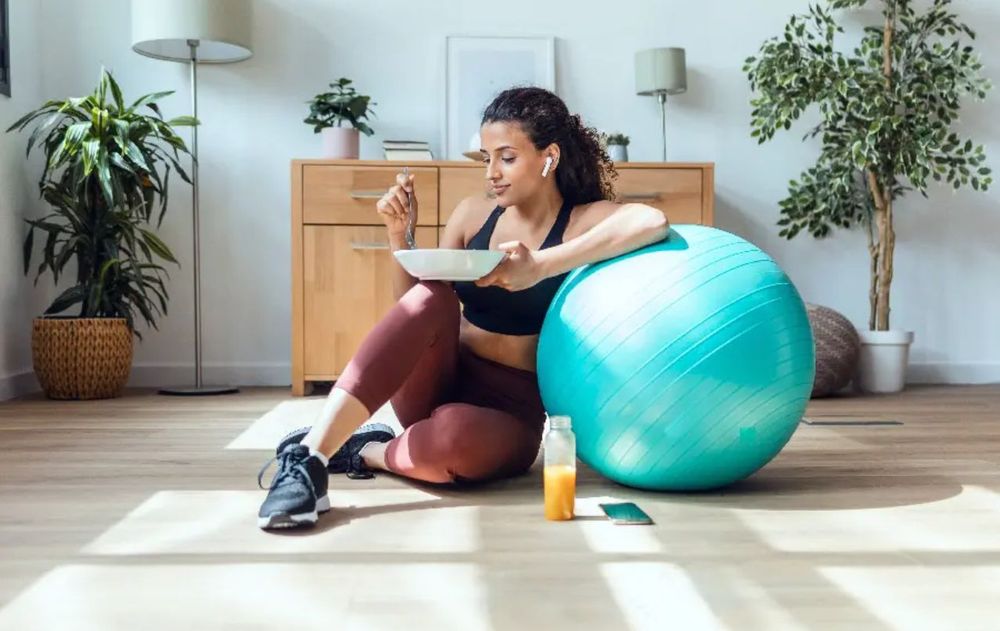 Cuánto tiempo conviene esperar para hacer ejercicio después de cada comida y qué actividad elegir