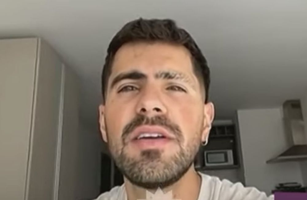 Fer Vázquez, de Rombai, reveló que fue drogado por una fanática: “Flasheé que me moría”