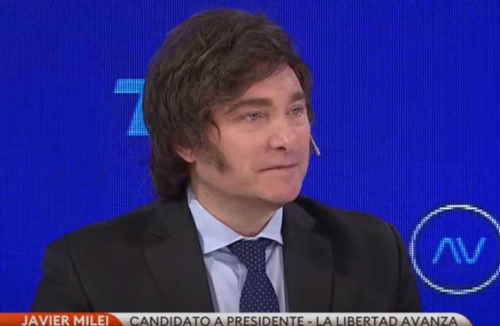 Esta es la técnica de maquillaje que usa Javier Milei para “embellecer ...