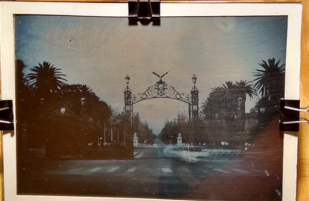 El fotógrafo Andrés Bonafede revive el daguerrotipo en Mendoza
