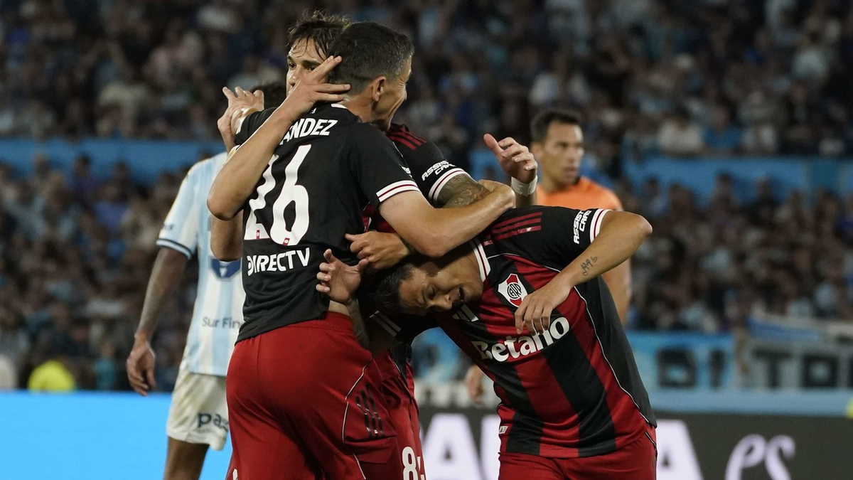 Video: Gallardo metió mano en el equipo, acertó con los cambios y ...
