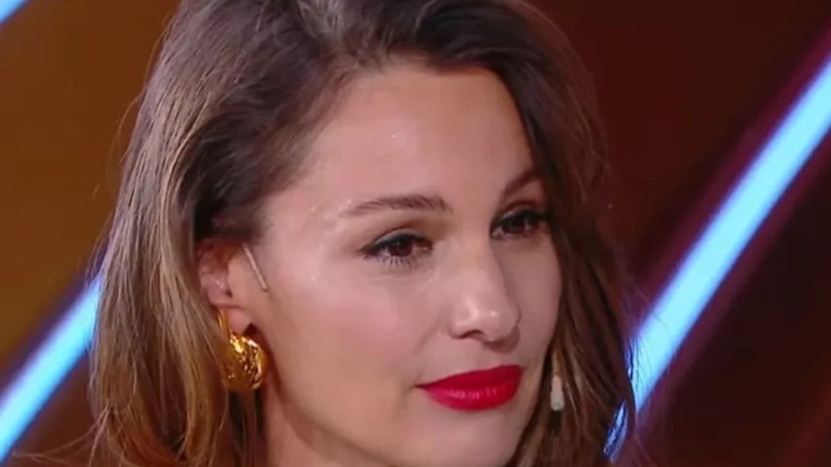 Duras críticas a Pampita tras filtrarse la cifra en dólares que cobró para estar con Susana