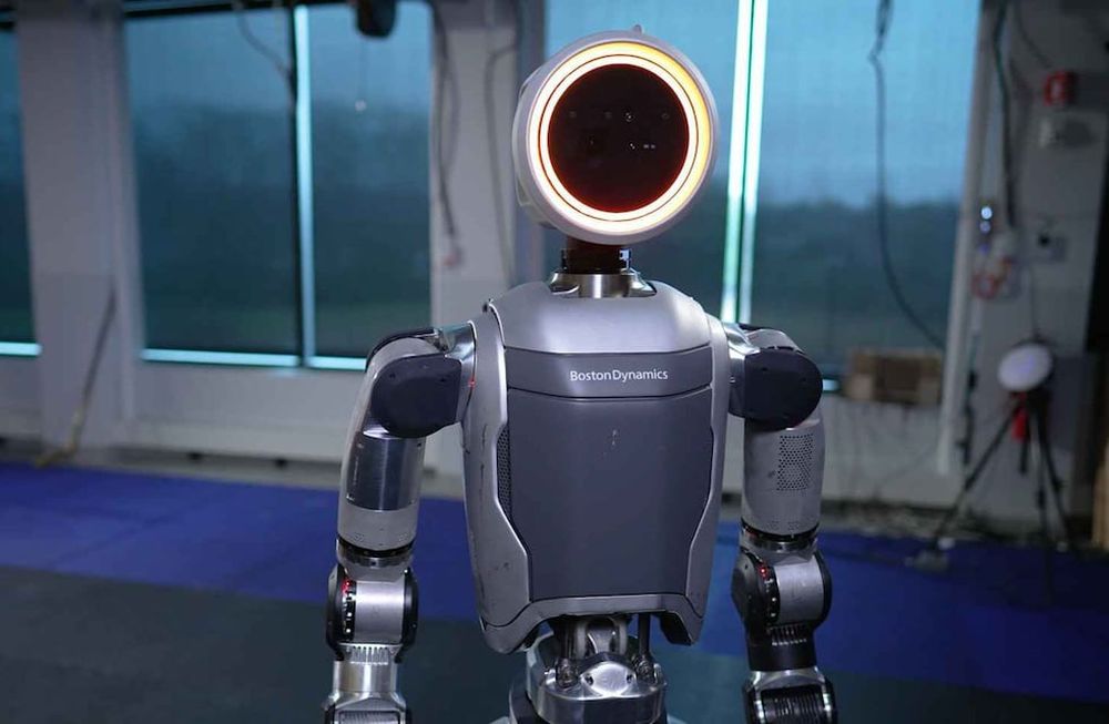 Video: el nuevo robot humanoide de Boston Dynamics impacta con sus movimientos y su apariencia