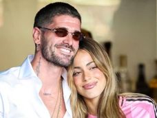 Tini Stoessel se operó y lució orgullosa el resultado en sus redes