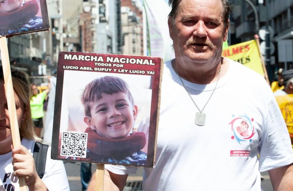 La familia de Lucio Dupuy demandará a funcionarios de Salud que ...