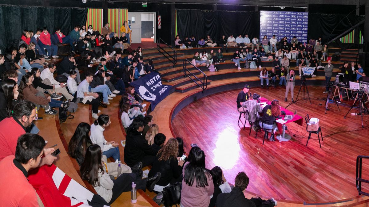 Emprende U 2025: más de 400 proyectos compiten en el certamen federal de jóvenes emprendedores