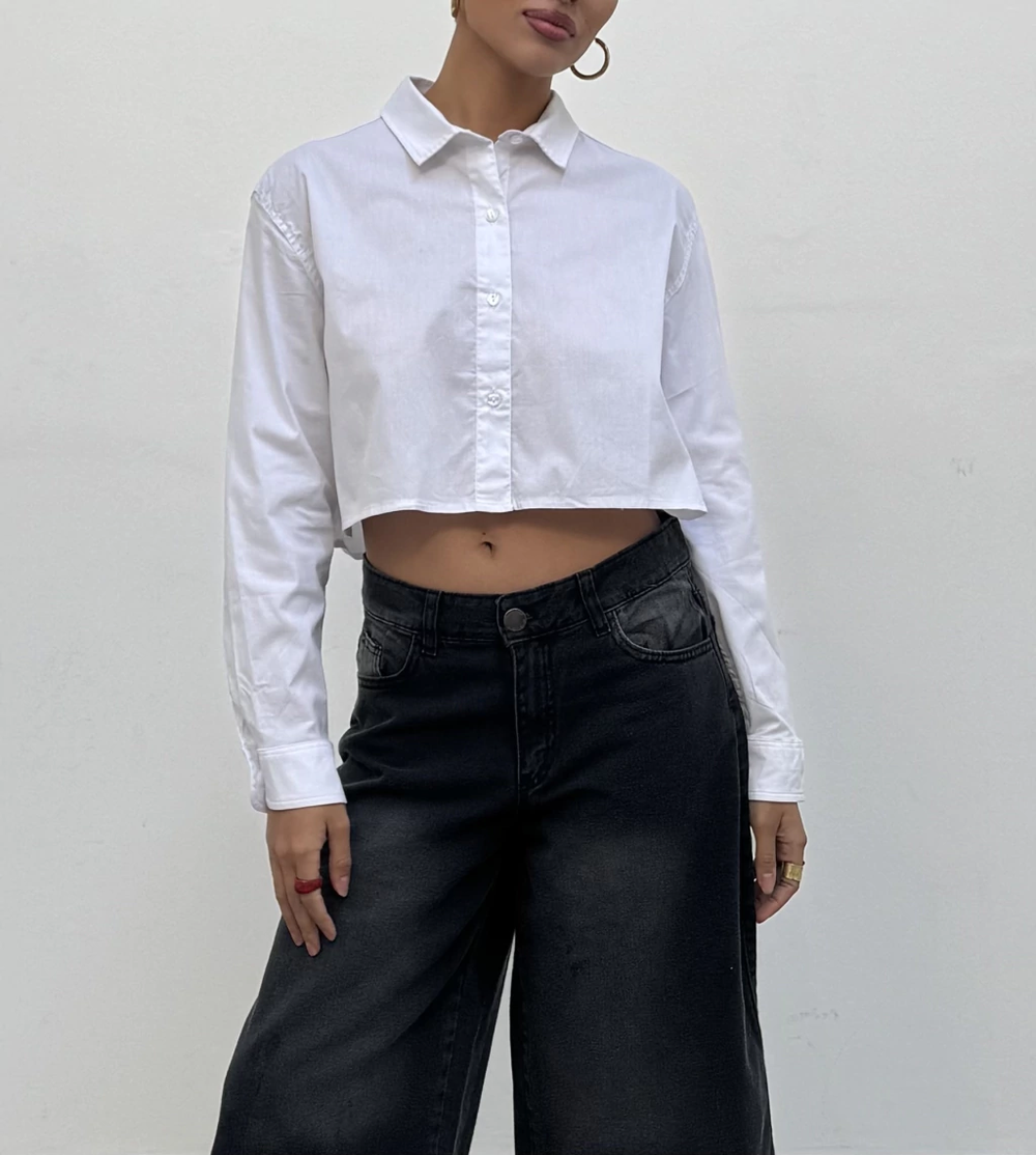 Chau a las camisas largas: el estilo en tendencia para el otoño 2026