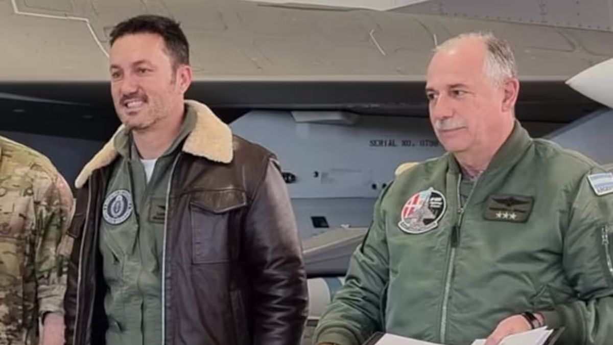 Petri echó al jefe de la Fuerza Aérea por el uso de aviones con “fines ...