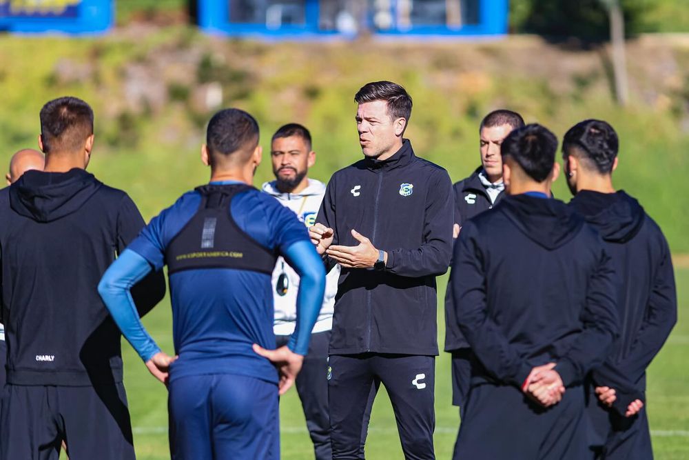 Quién es Esteban Solari, el DT elegido por Godoy Cruz para reemplazar a ...